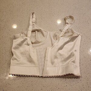 Bali | Intimates & Sleepwear | Vintage Bali Bra 38c White Longline ...